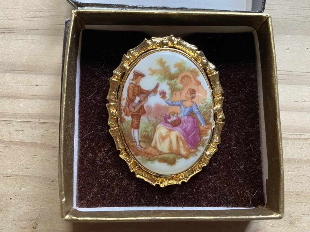 Vintage Limoges Courting Couple Porcelain Brooch Pin French Fragonard ...