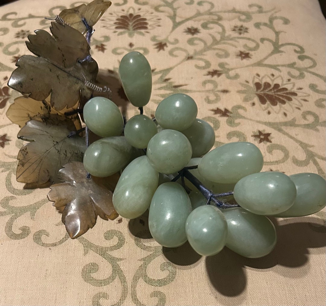 Jade Grape Cluster ~ Vintage Jade - Etsy