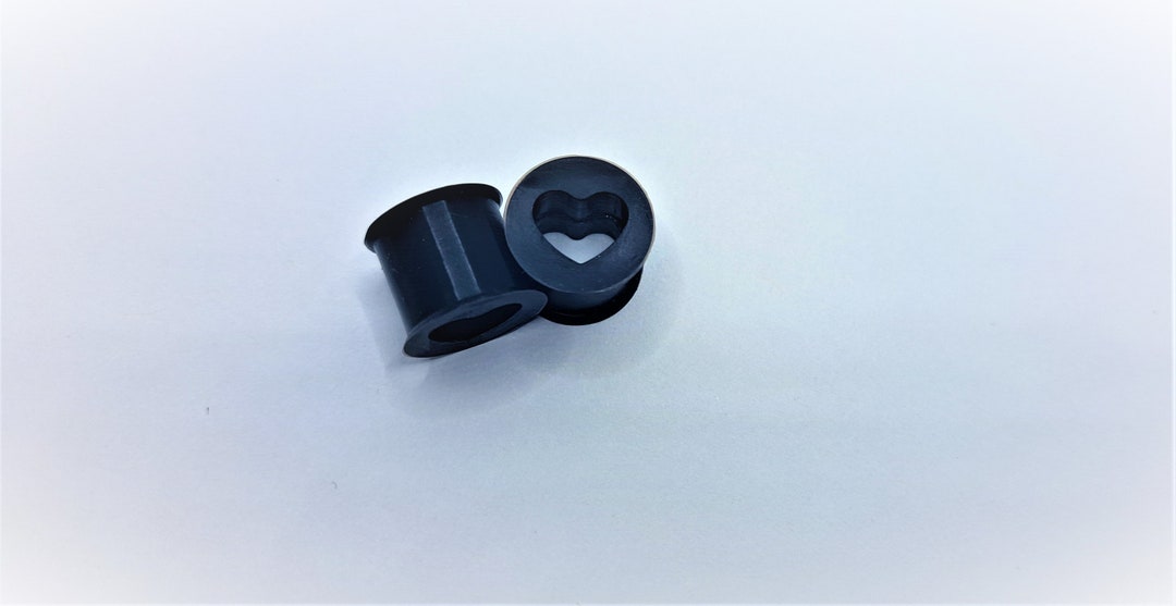 Pair Heart Black Silicone Plugs Stretcher Gauge Tunnels Spacer Ear ...