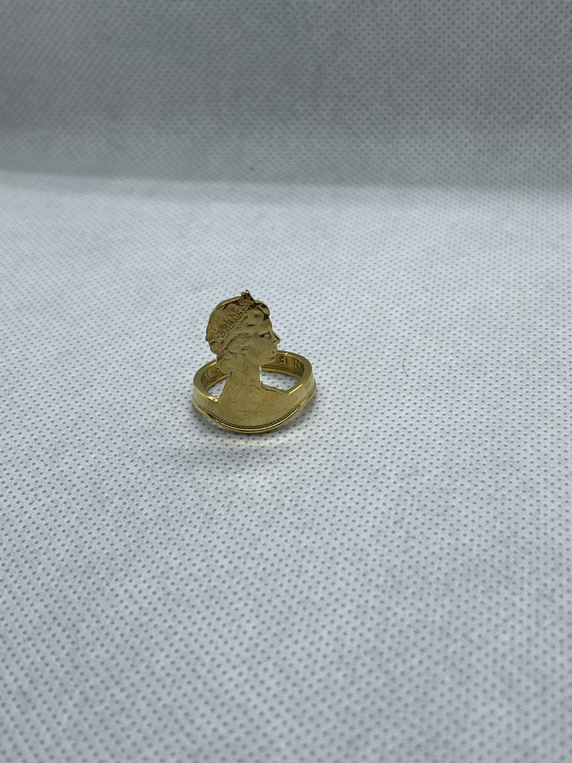 Queen’s Ring, 18K Gold Plated, Queen Elizabeth - Etsy