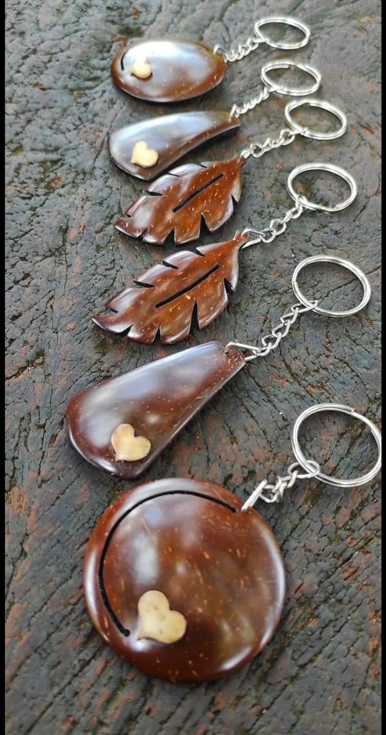 Natural Coconut Couple Keychain | Wooden Key Tag | Coconut Shell ...