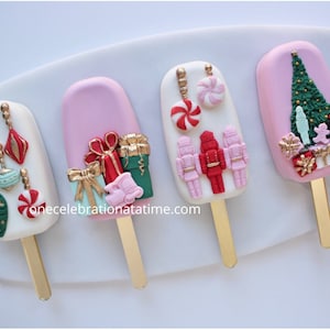 Nutcracker Themed Cakesicles, Christmas Cakesicles, Cristmas Cake Pops ...
