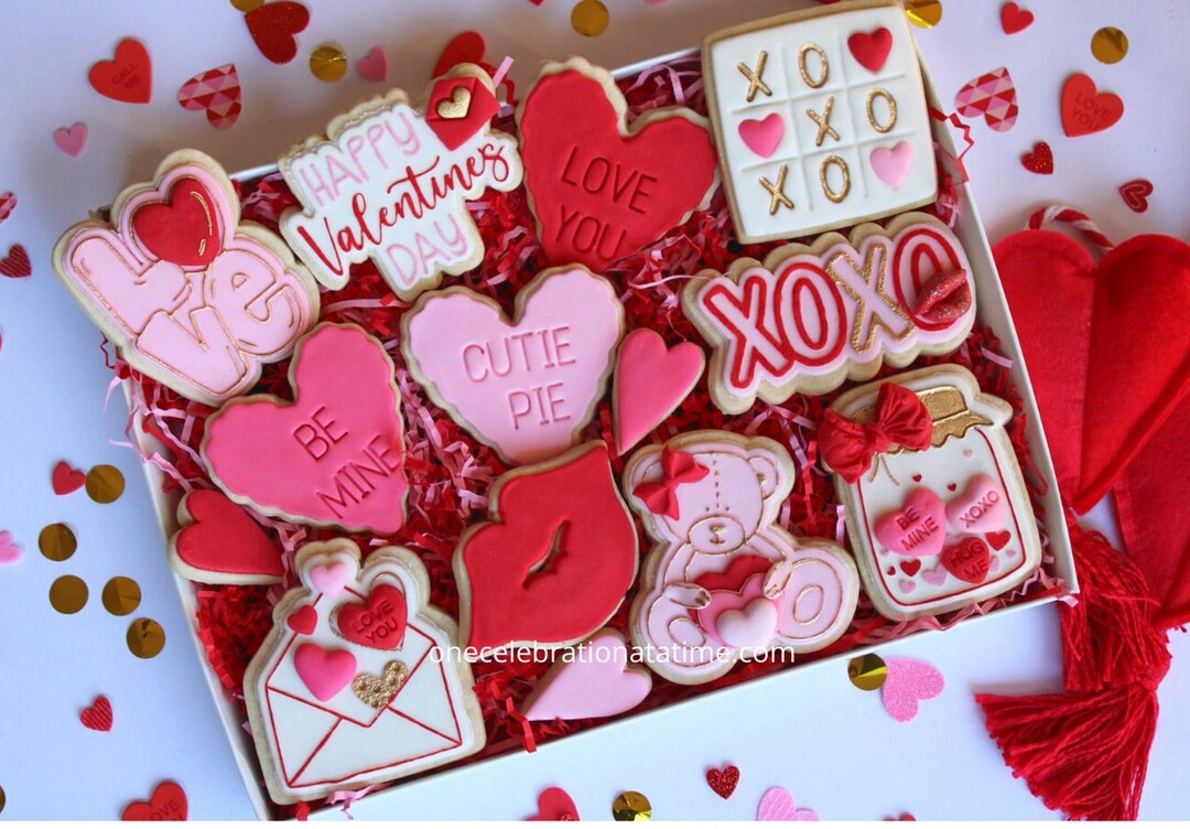 Valentine's Day Cookies, Valentine Gift Box, Valentine Cookies ...
