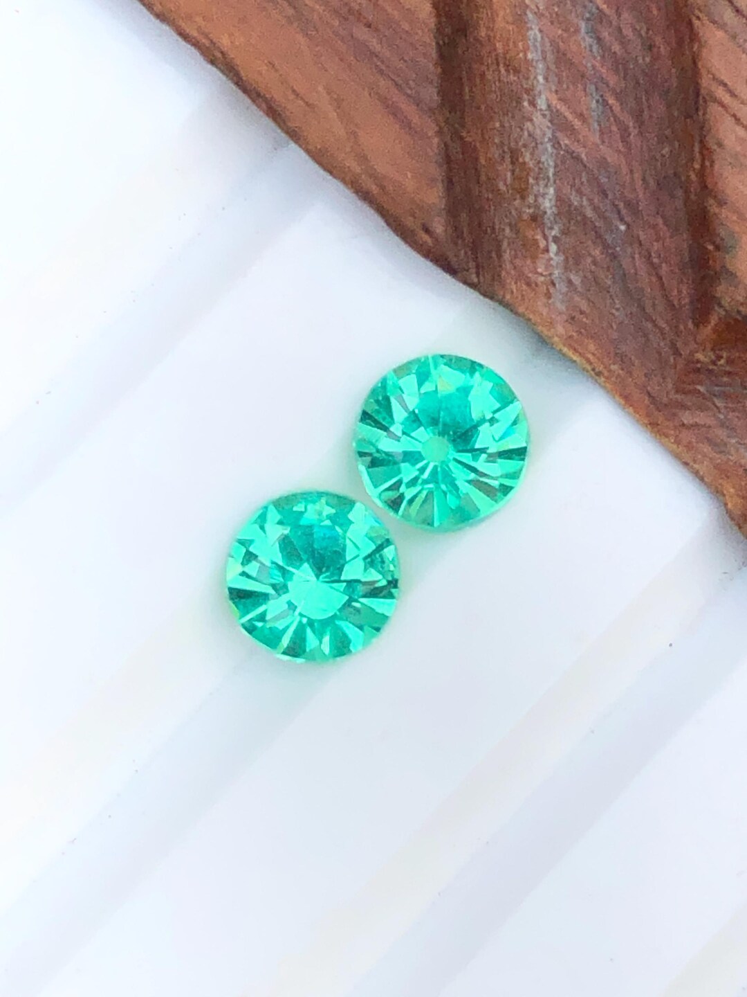 RARE GREEN EMERALD Pair Stone Round Shape Pair Stones Emerald Neno ...