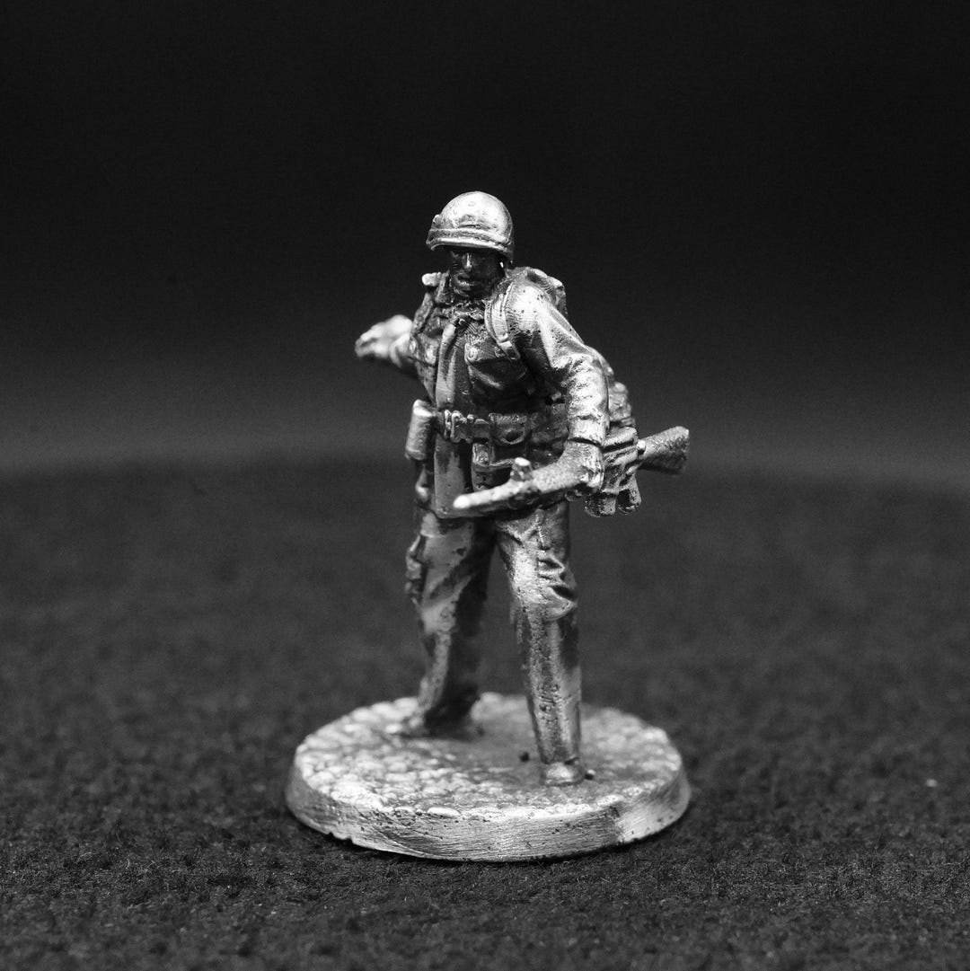 1oz Limited Edition Soldier Grenadier Hand Poured Silver .999 Fine ...