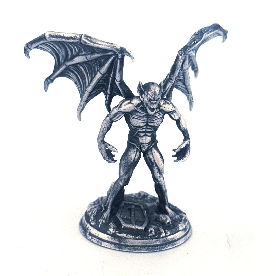 Vampire Statue Figurine | Gold Spartan 999 Silver Hand-poured Gothic ...