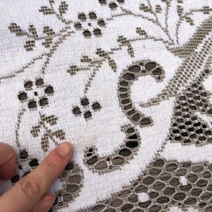 Vintage Large Lace Tablecloth Table Covering Genuine Nottingham Lace ...