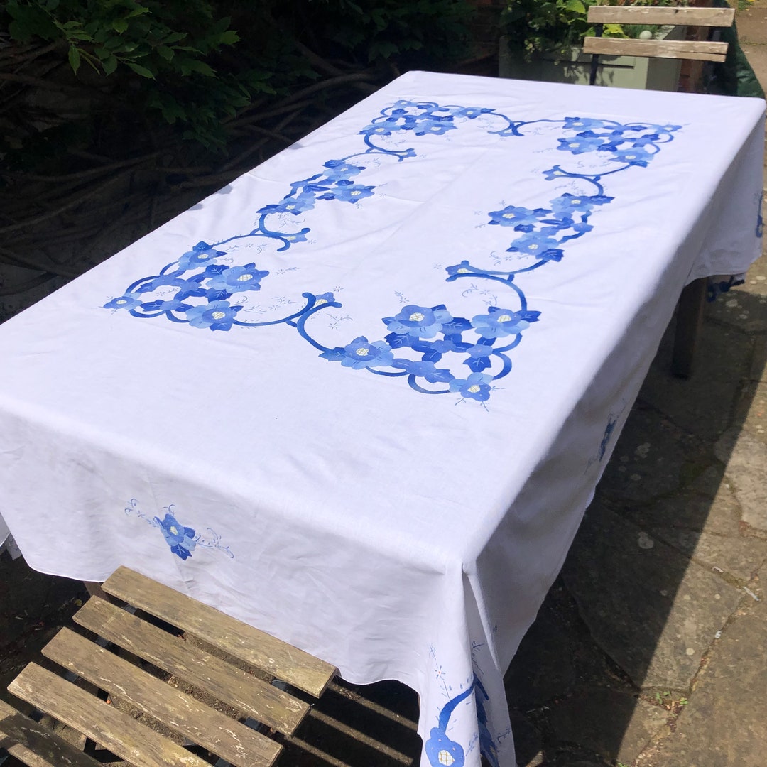 Vintage Handmade Blue Flower Appliqué Tablecloth Wedding Tea Party ...