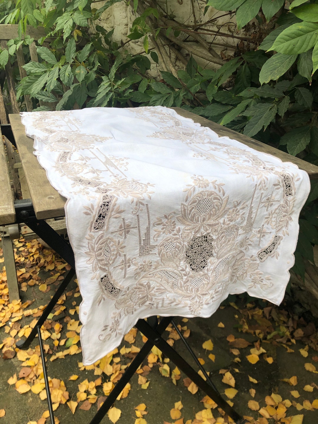 Beautiful Vintage Embroidered Table Runner Dressing Table - Etsy