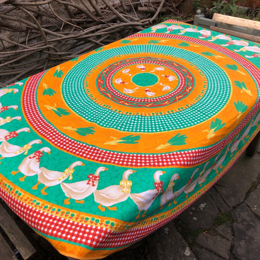 Beautiful Vintage Goose Prints Tablelinen Large Tablecloth Fun for ...