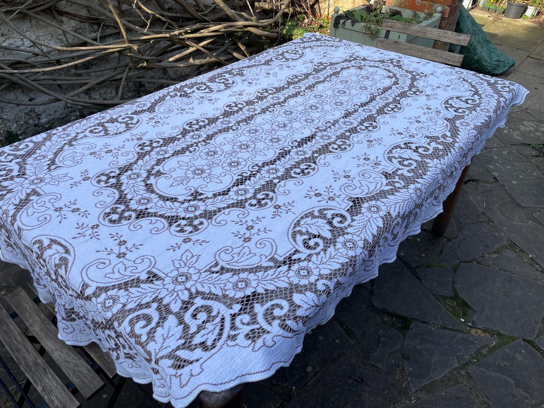 Vintage Large Lace Tablecloth Table Covering Genuine Nottingham Lace ...