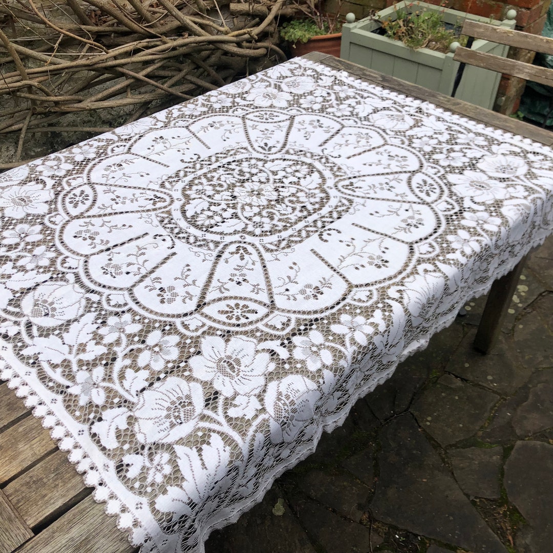 Vintage Large Lace Tablecloth Table Covering Genuine Nottingham Lace ...