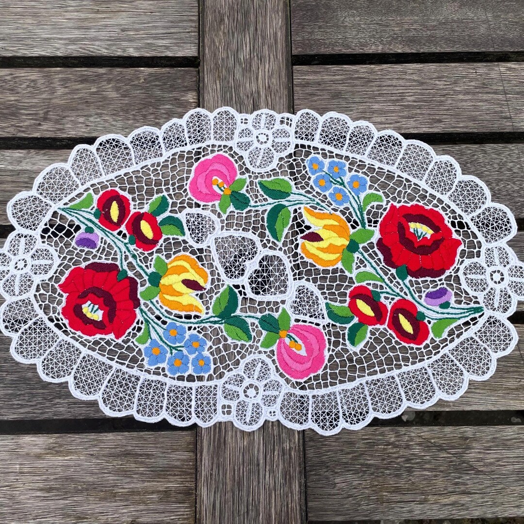 Vintage Richelieu Lacework With Hungarian Handmade Cutwork Embroidery ...