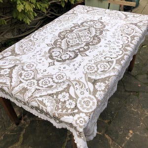 Vintage Large Lace Tablecloth Table Covering Genuine Nottingham Lace ...