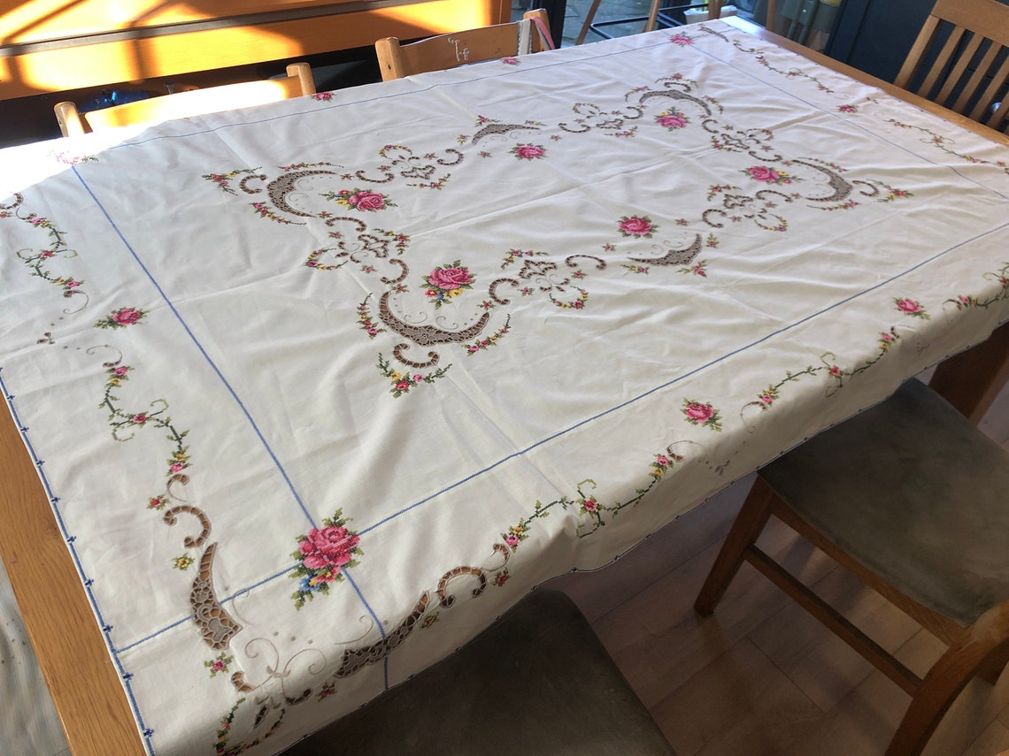 Vintage Embroidered Cross Stitch Hand Made Tablecloth Flower Tea Party ...