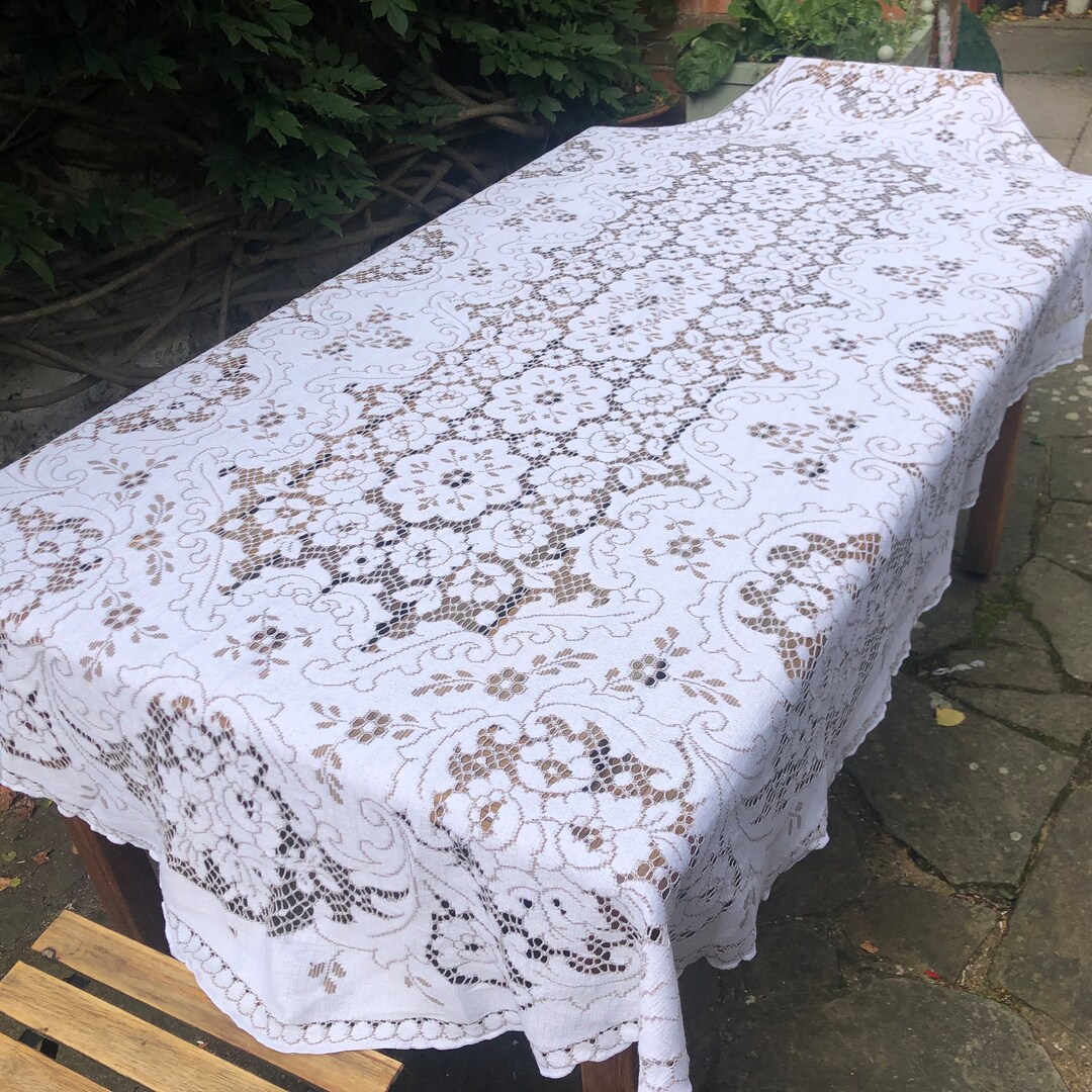 Vintage Large Lace Tablecloth Table Covering Genuine Nottingham Lace ...