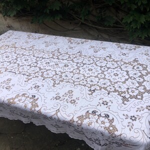 Vintage Large Lace Tablecloth Table Covering Genuine Nottingham Lace ...