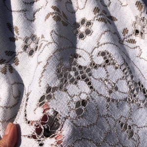 Vintage Large Lace Tablecloth Table Covering Genuine Nottingham Lace ...