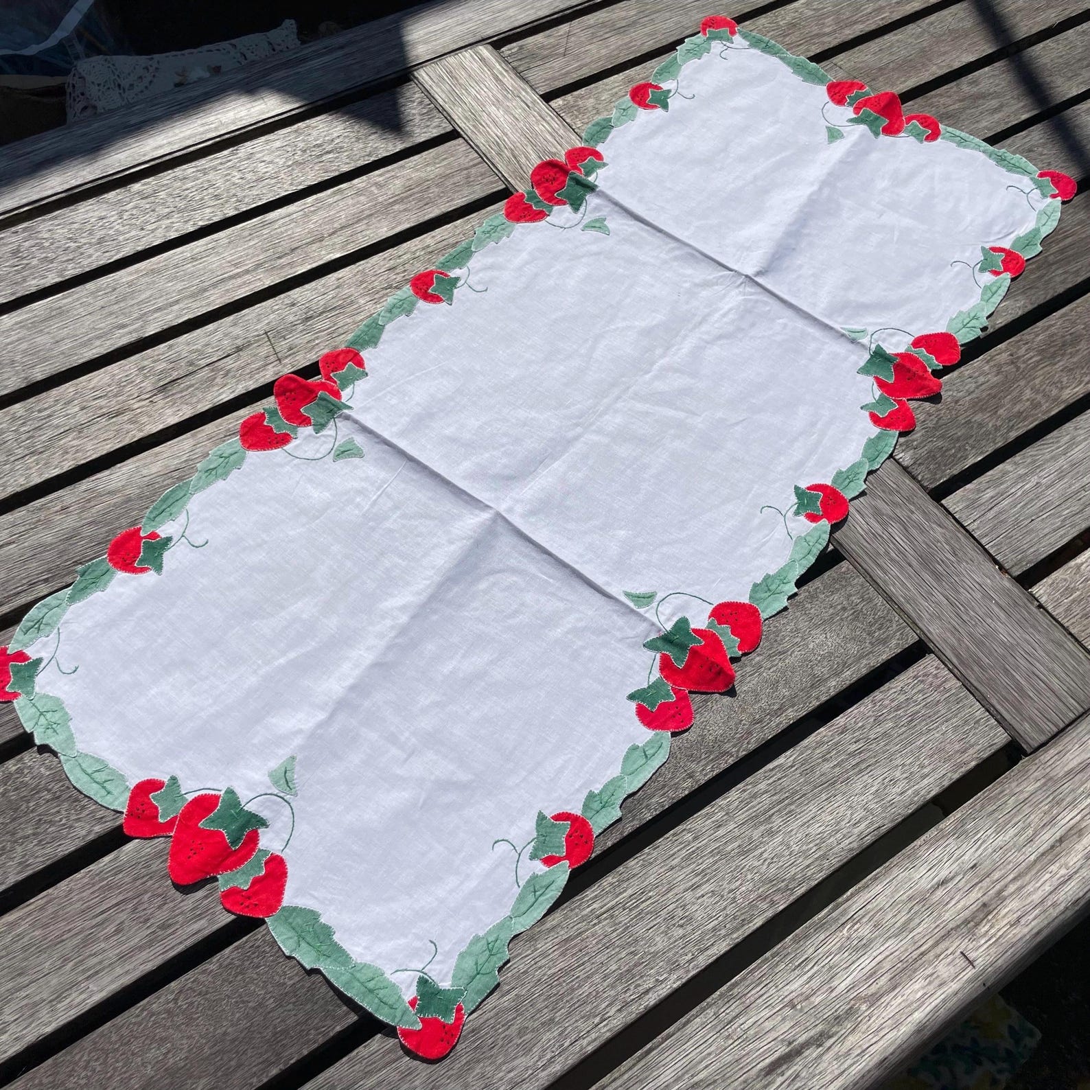 Vintage Hand Embroidered Strawberry Tablecloth Table Runner Fun for ...