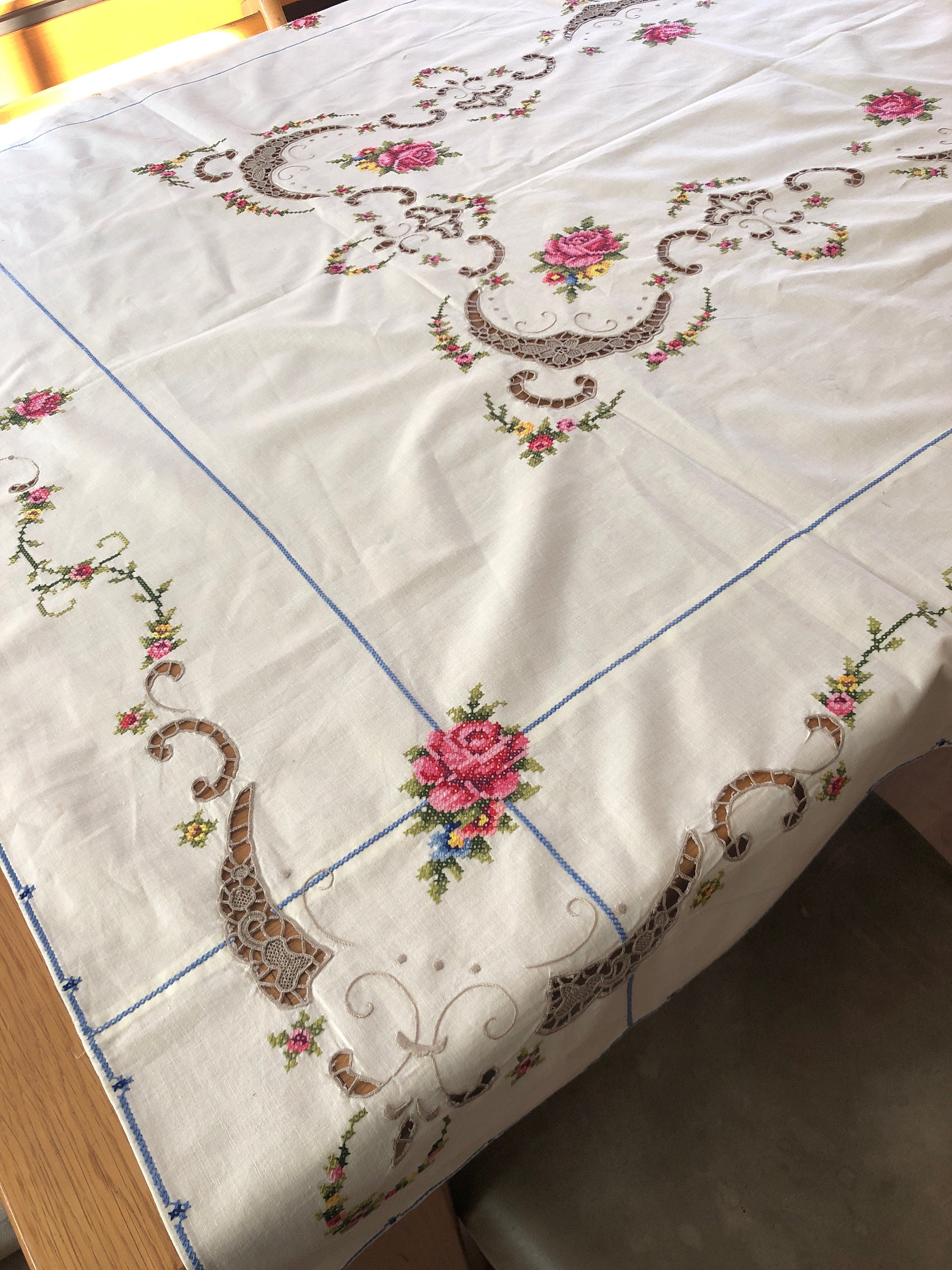Vintage Embroidered Cross Stitch Hand Made Tablecloth Flower Tea Party ...