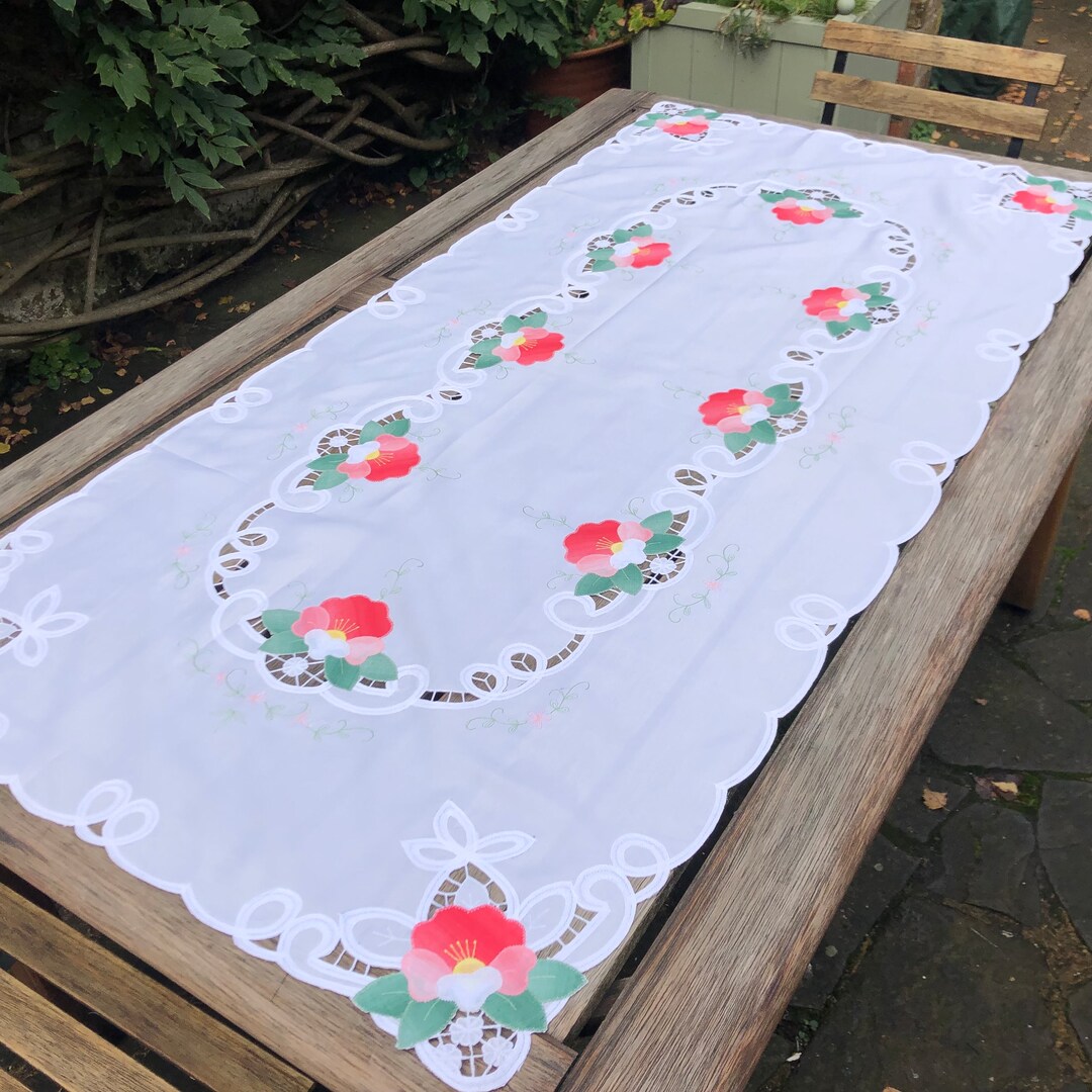 Beautiful Applique Embroidered Tablecloth Hand-made Floral Pattern Tea ...