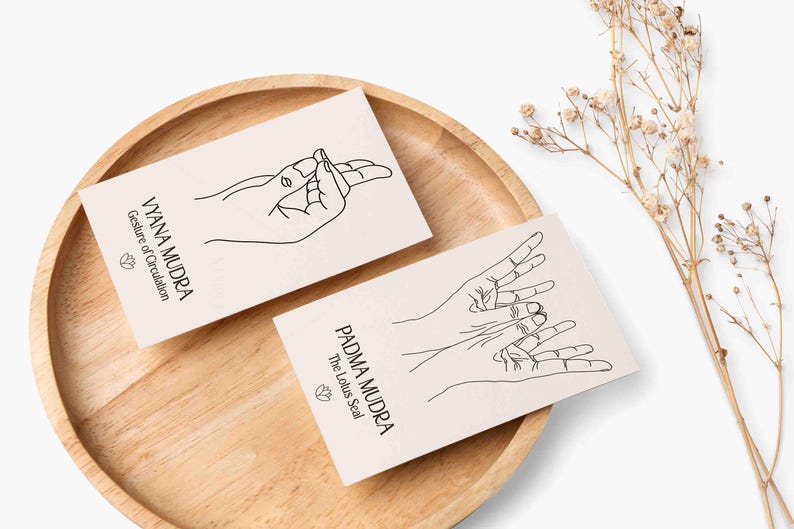 20 Yoga Mudras Flashcards | Healing Hand Gestures | Meditation Yoga Presents | Yoga Card Deck ...