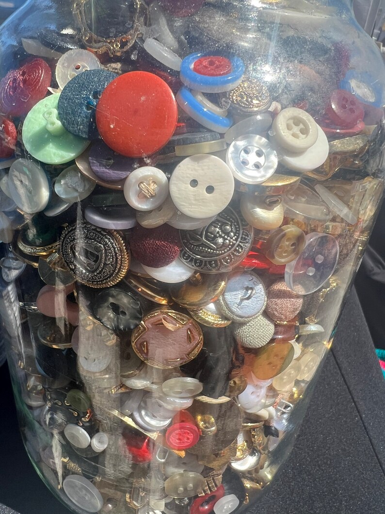 Lot of Vintage to Now Buttons - Etsy