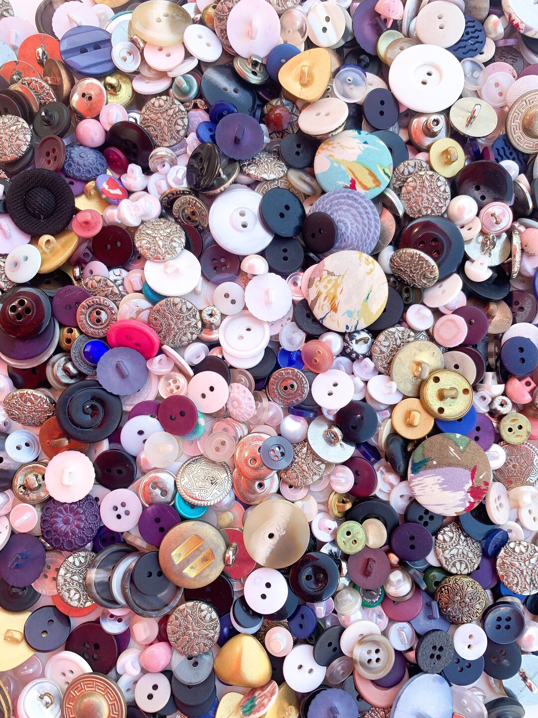 Lot of Vintage to Now Buttons - Etsy