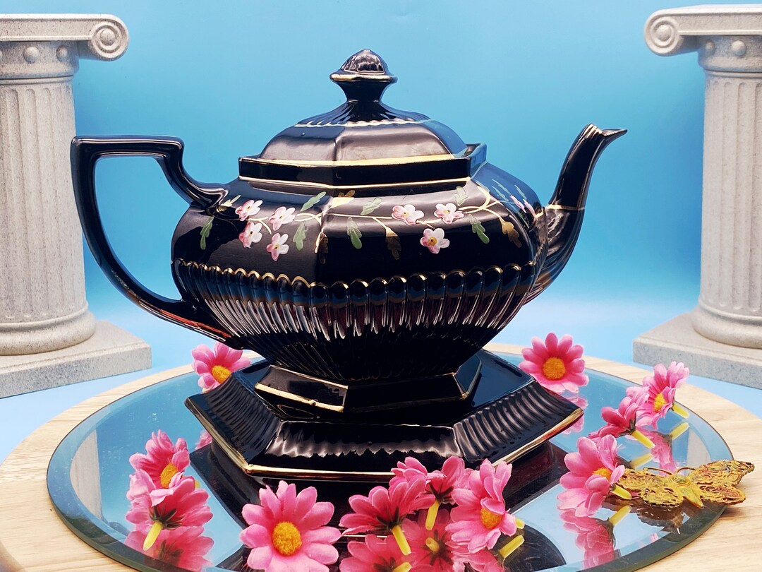 Antique Victorian Hexagonal Gilded and Hand Enamelled Jackfield Black ...