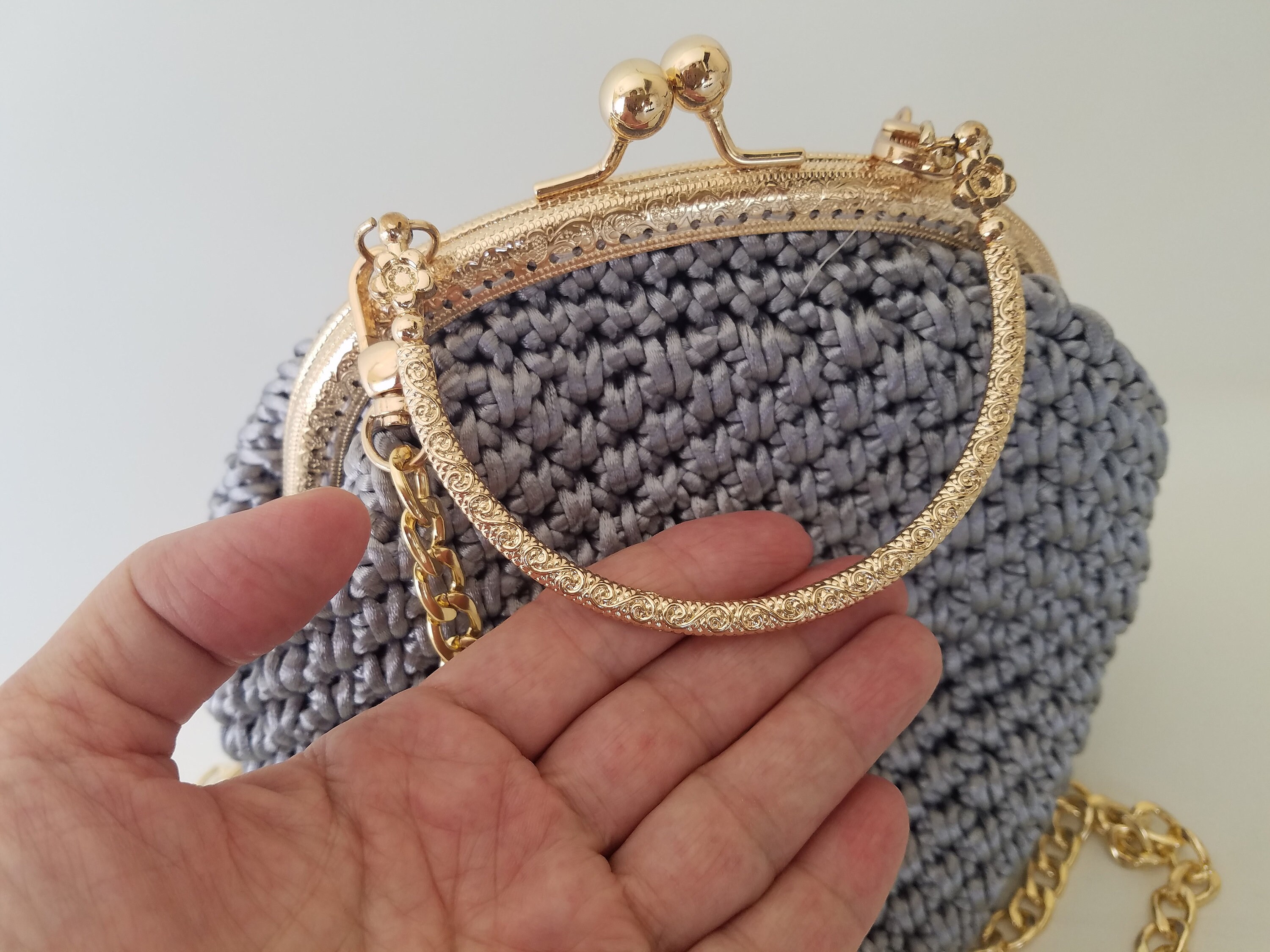 Kiss Clasp Crochet Handbag, Kiss Lock Chain Cross Body Bag, Handmade ...