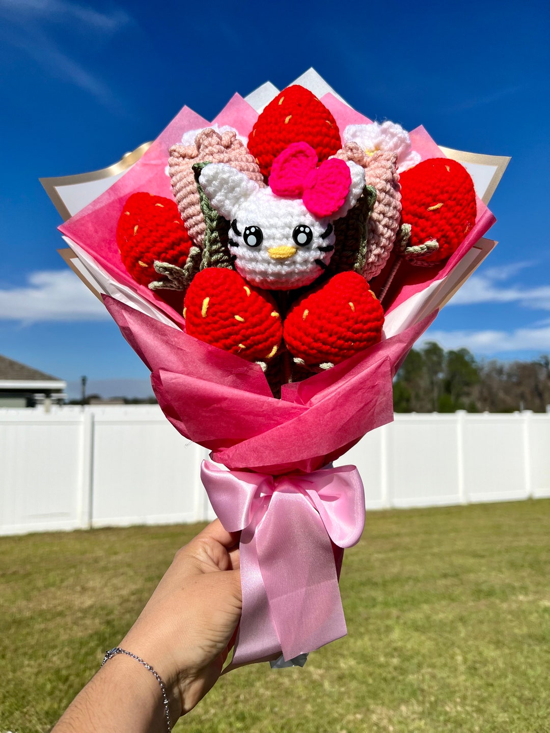 Hello Kitty Bouquet/flowers Bouquet in Crochet/pink-white Flowers/tulip ...