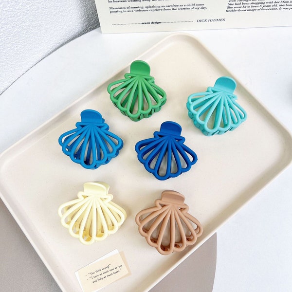 Sea Shell Hair Clips - Etsy