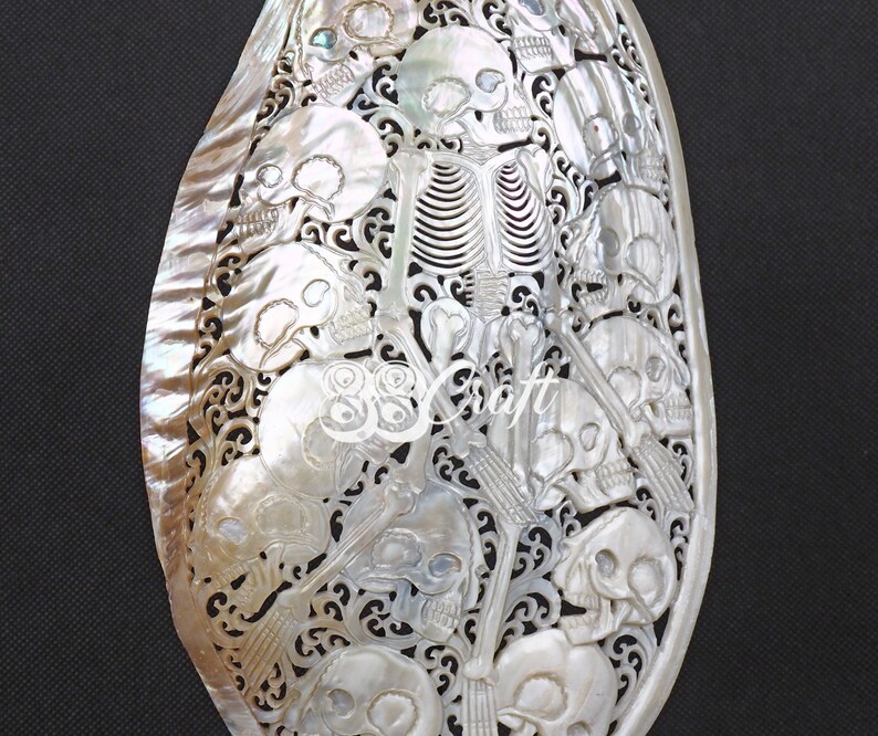 2pcs Natural Mussels Clam Shell Carving Skull Dragon Hand Carved Mixed ...