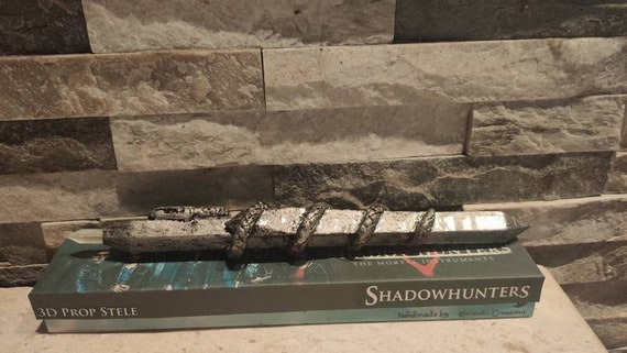 Mortal Instruments Isabelle Stele