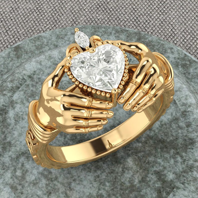 6mm Heart Claddagh Couple Band Ring, Moissanite Diamond Claddagh Irish ...