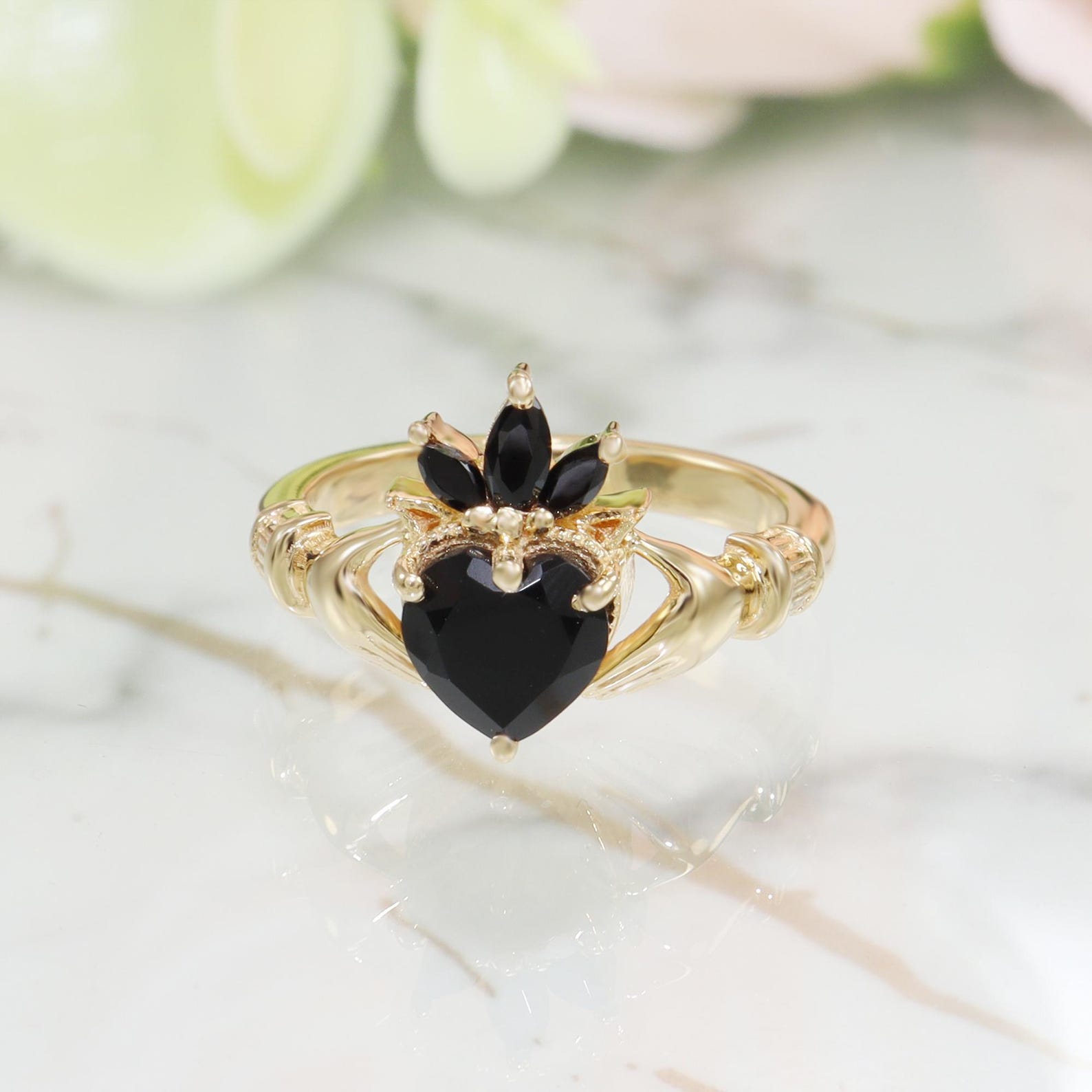 6mm Heart Shape Black Onyx Claddagh Engagement Ring, Crown Black Onyx ...