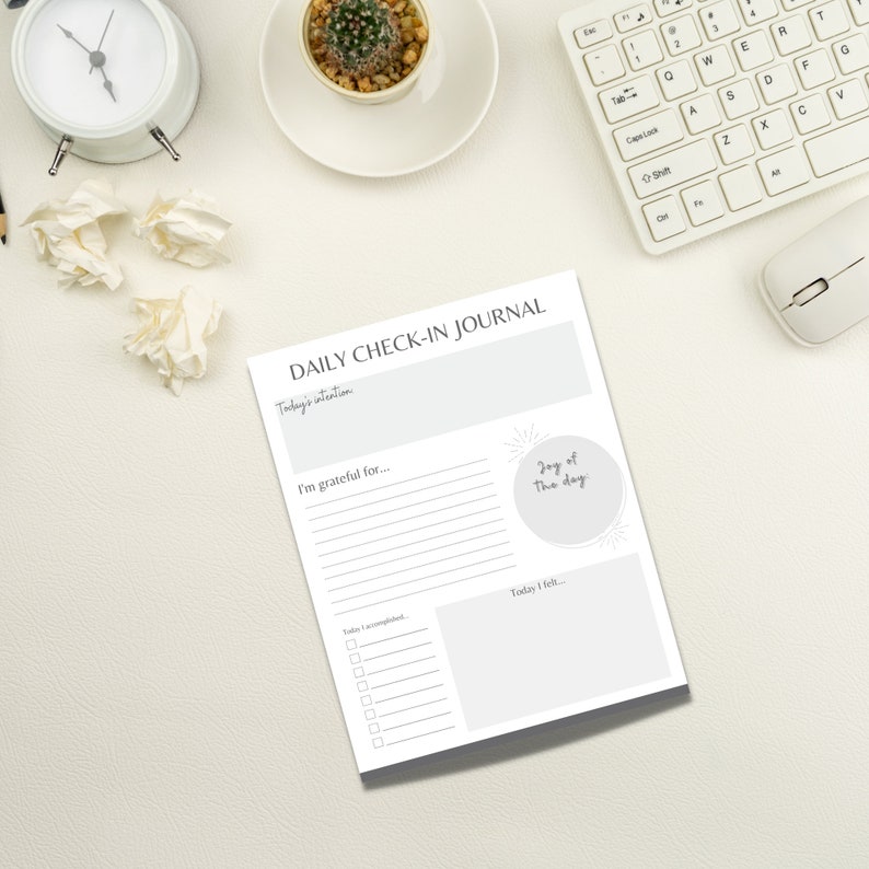 DAILY CHECK IN Journal Wellness Gratitude Journal Printable - Etsy