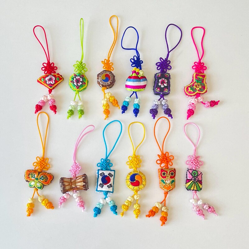 Norigae - Etsy