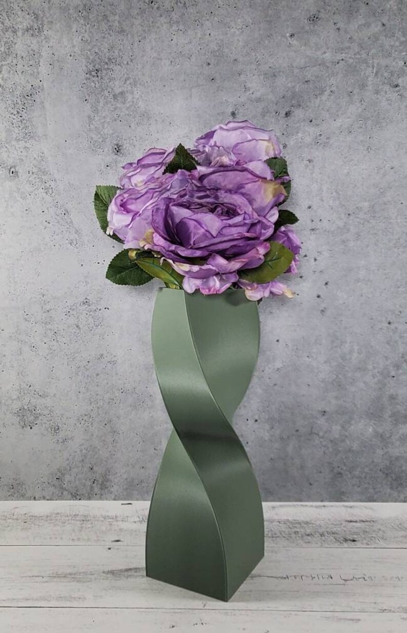 Matte Sage Green Vase Twisted Middle Centerpiece Desk Vase - Etsy