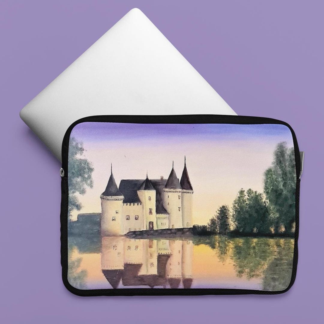 CHÂTEAU DE CHENONCEAU Custom Laptop Sleeve, Medieval Castel MacBook ...