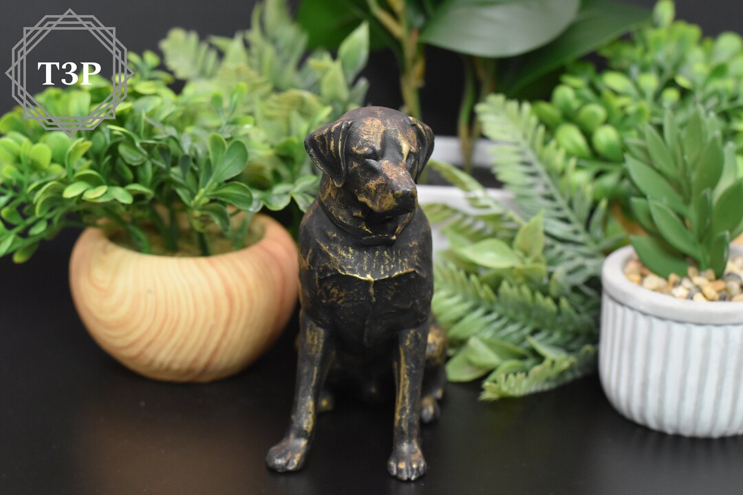 Labrador Retriever Dog Statue for Home Décor – Perfect Pet Lover Gift ...