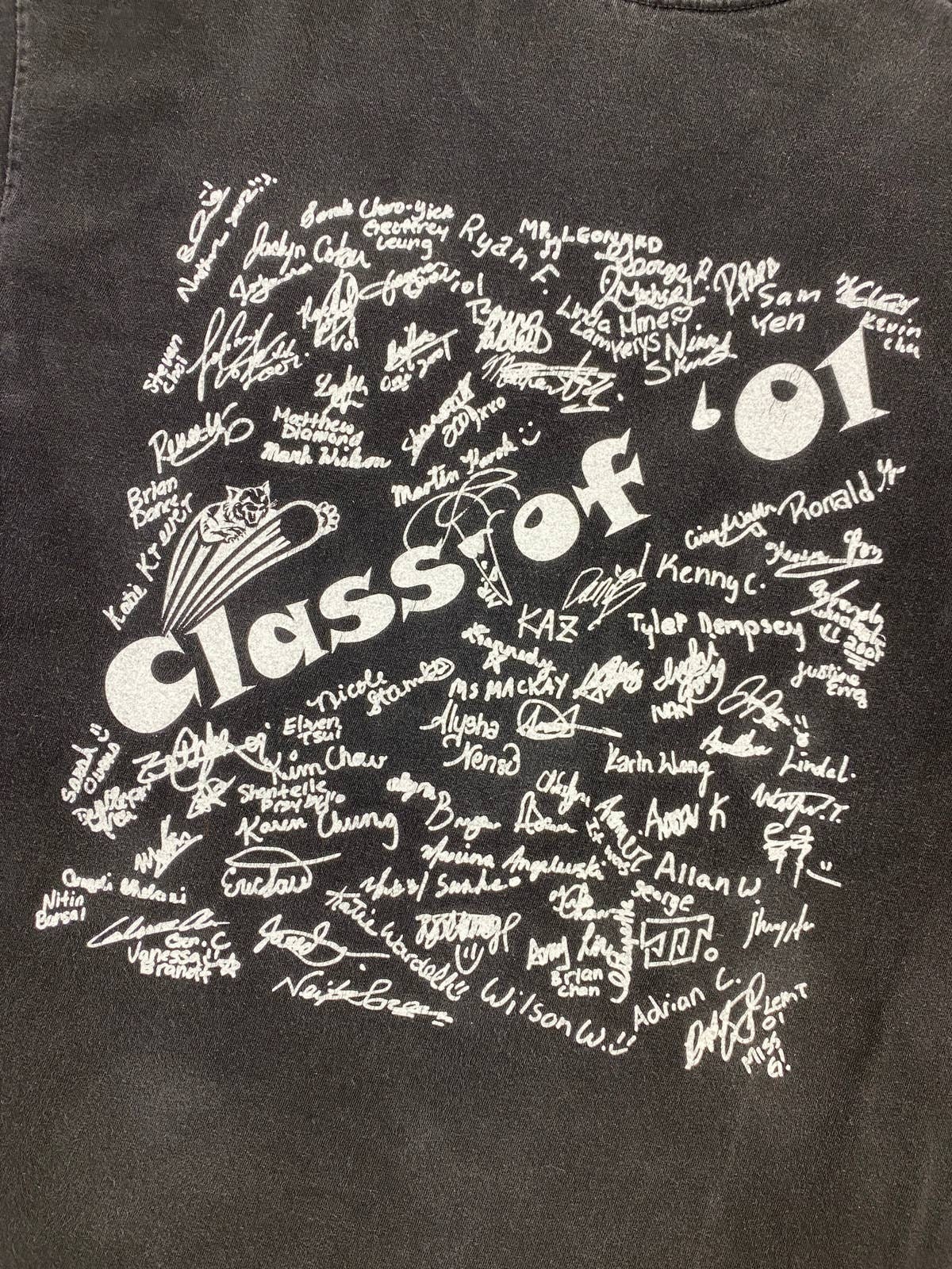 Vintage Class of 2001 T-shirt - Etsy
