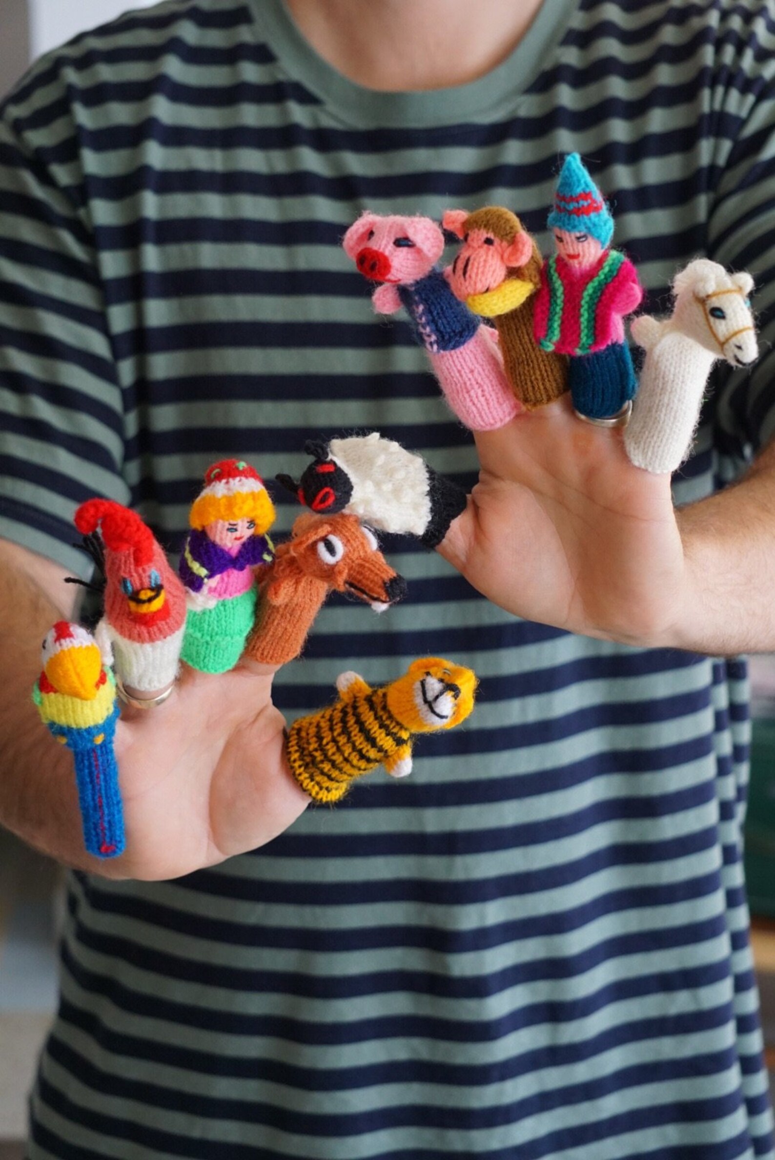 Lot of 25 60 and 100 / Handknitted Finger Puppets in Peru / - Etsy
