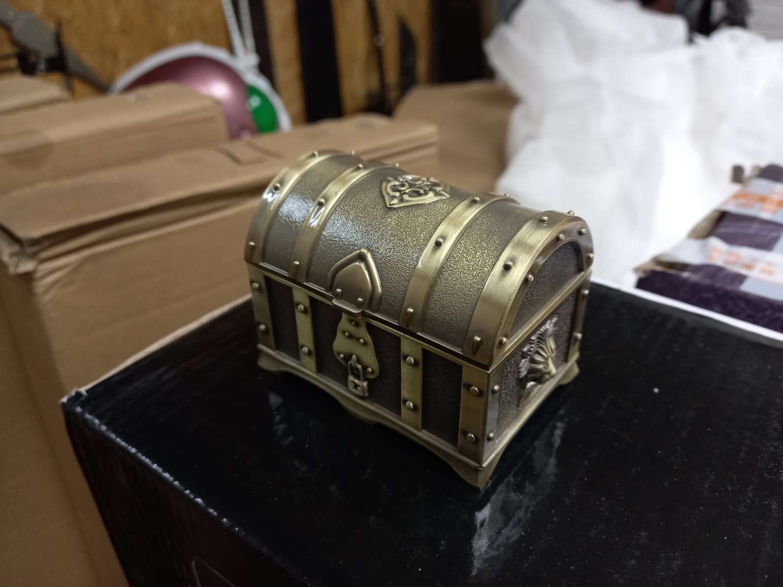 Small Metal Treasure Box RPG Chest Decoration Item - Etsy Canada