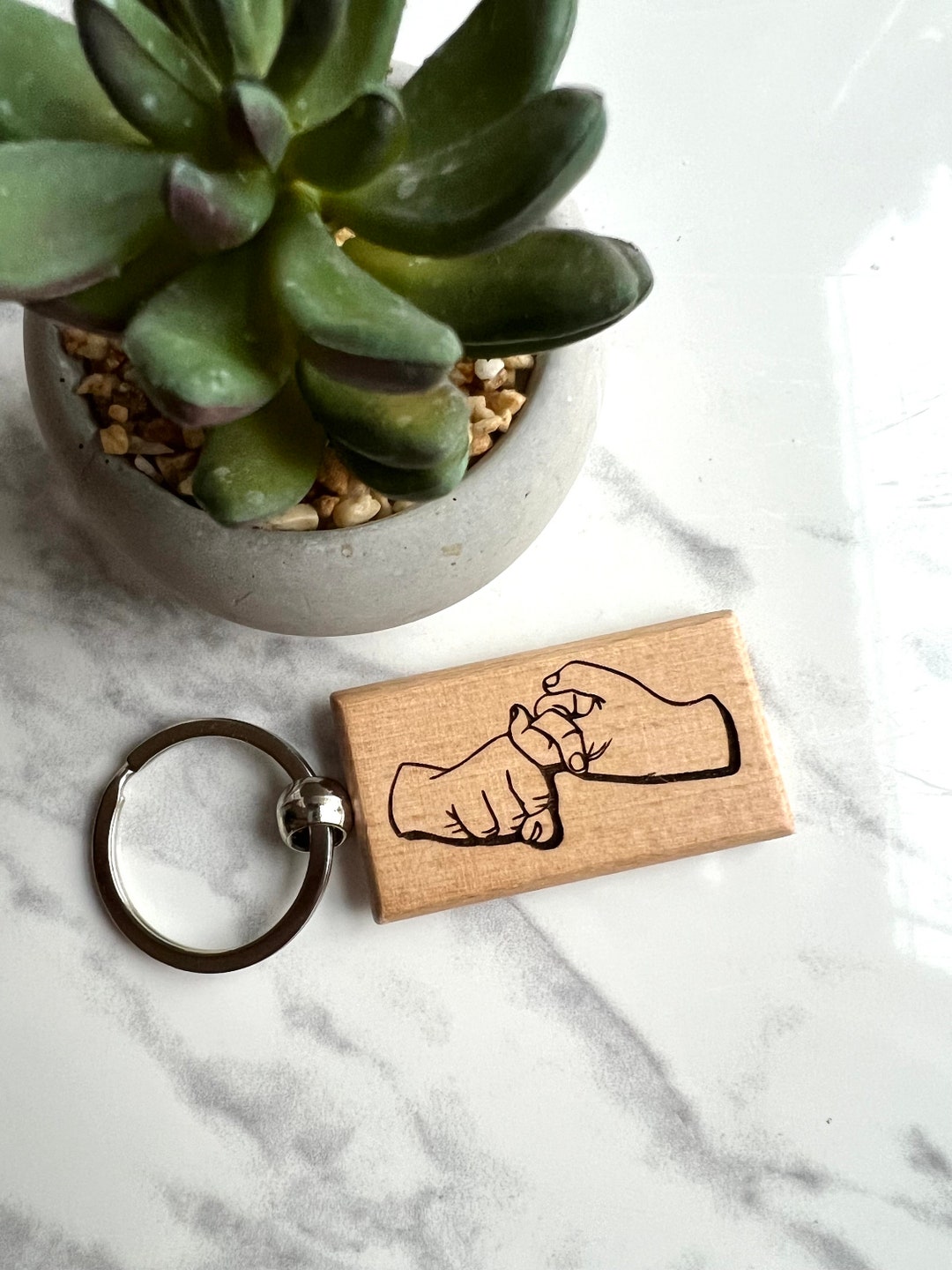 ASL Friend Keychain / Sign Language Gift for Friend / Sign Language Key ...