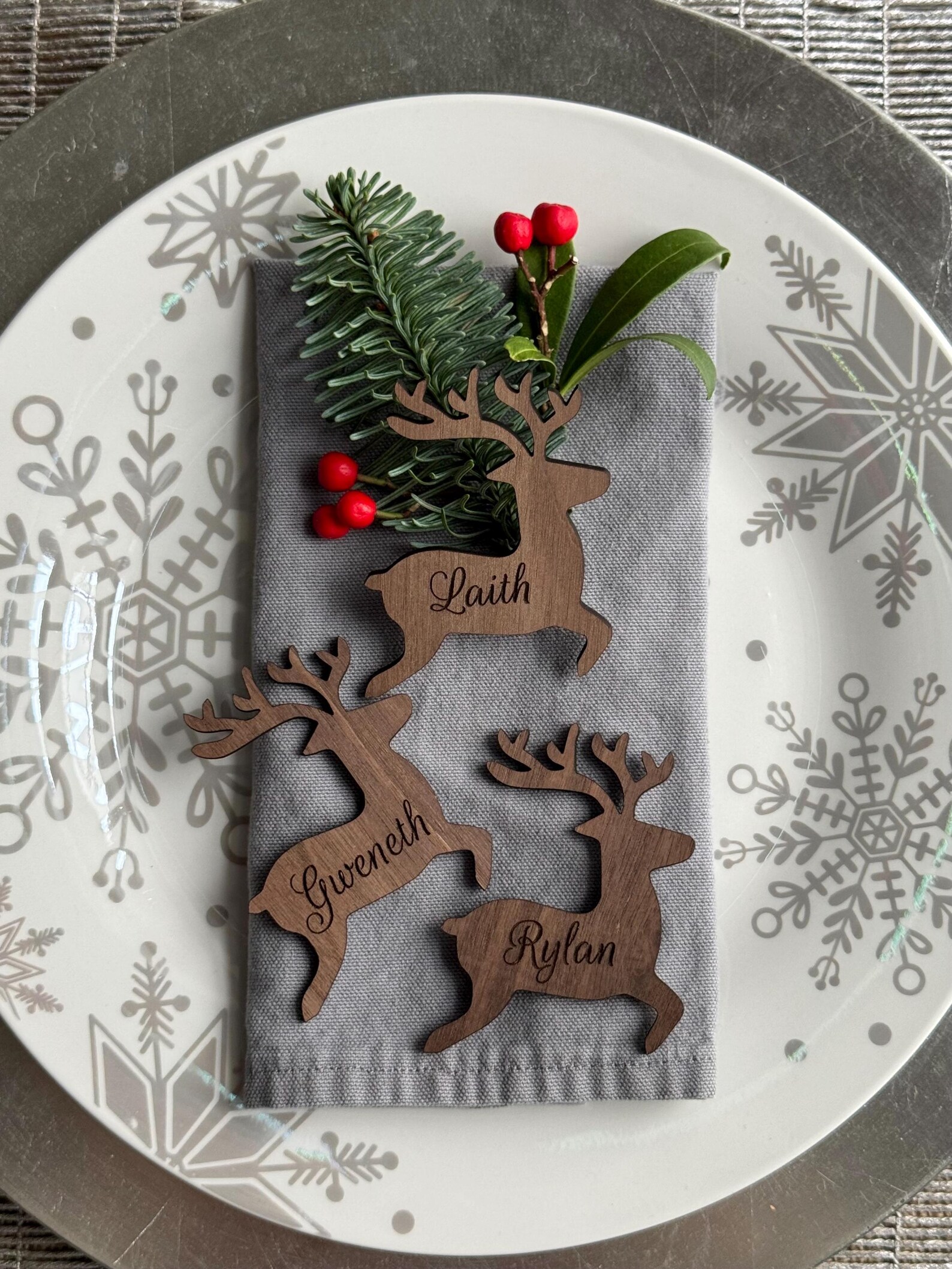 Personalized Wood Reindeer Christmas Place Card Set / Custom Seating ...