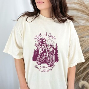 Racing Motor Girl Svg. Just a Girl Who Loves Motorcycle Svg. Racing ...