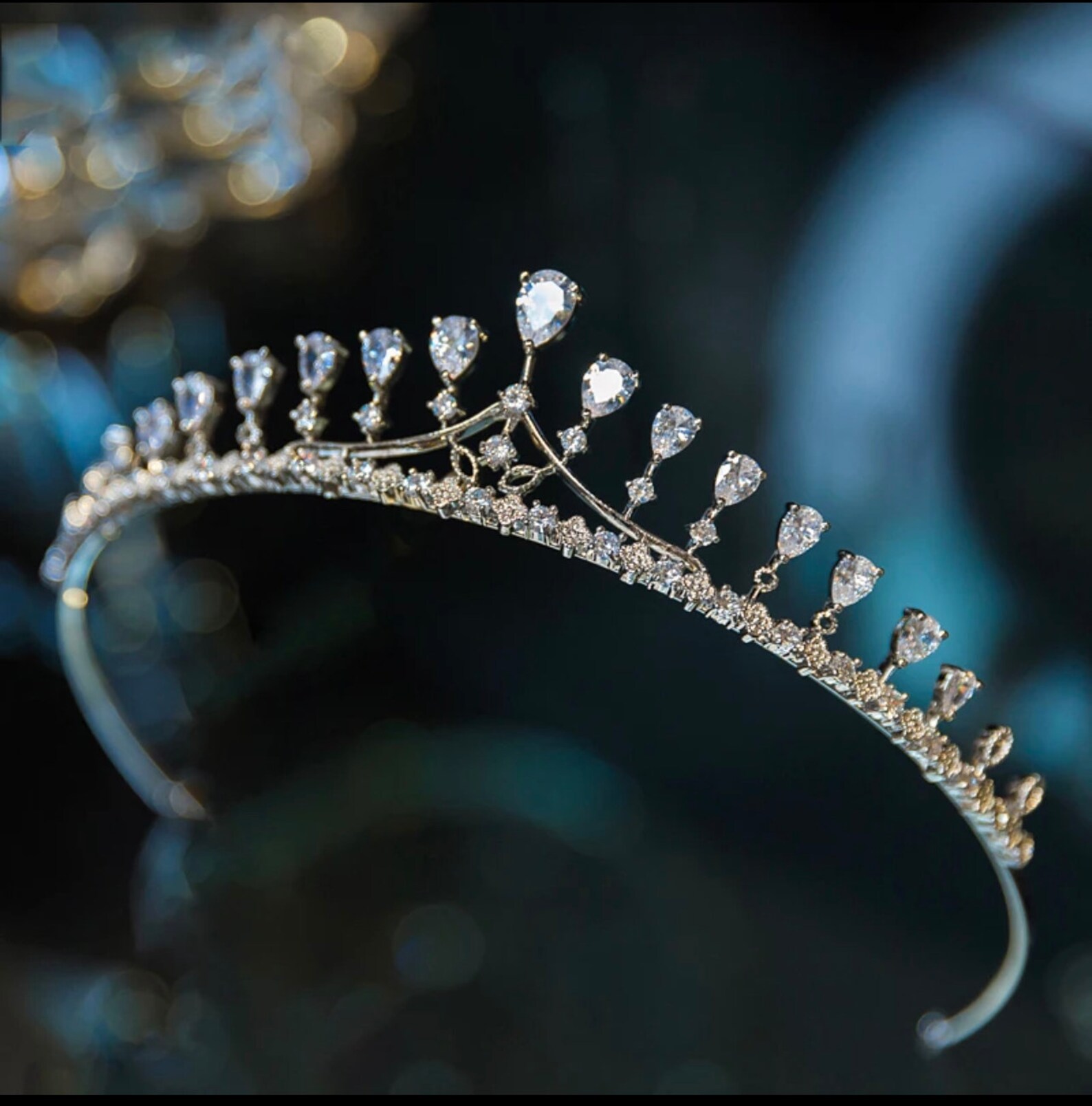 CRYSTAL TIARA Bridal Headpiece - Etsy