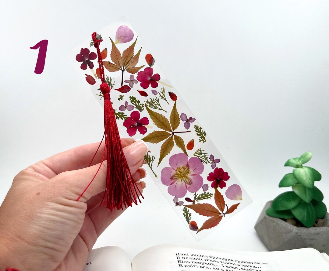 Pressed Flower Bookmark, Laminated Bookmark, Custom Bookmark, Cute ...