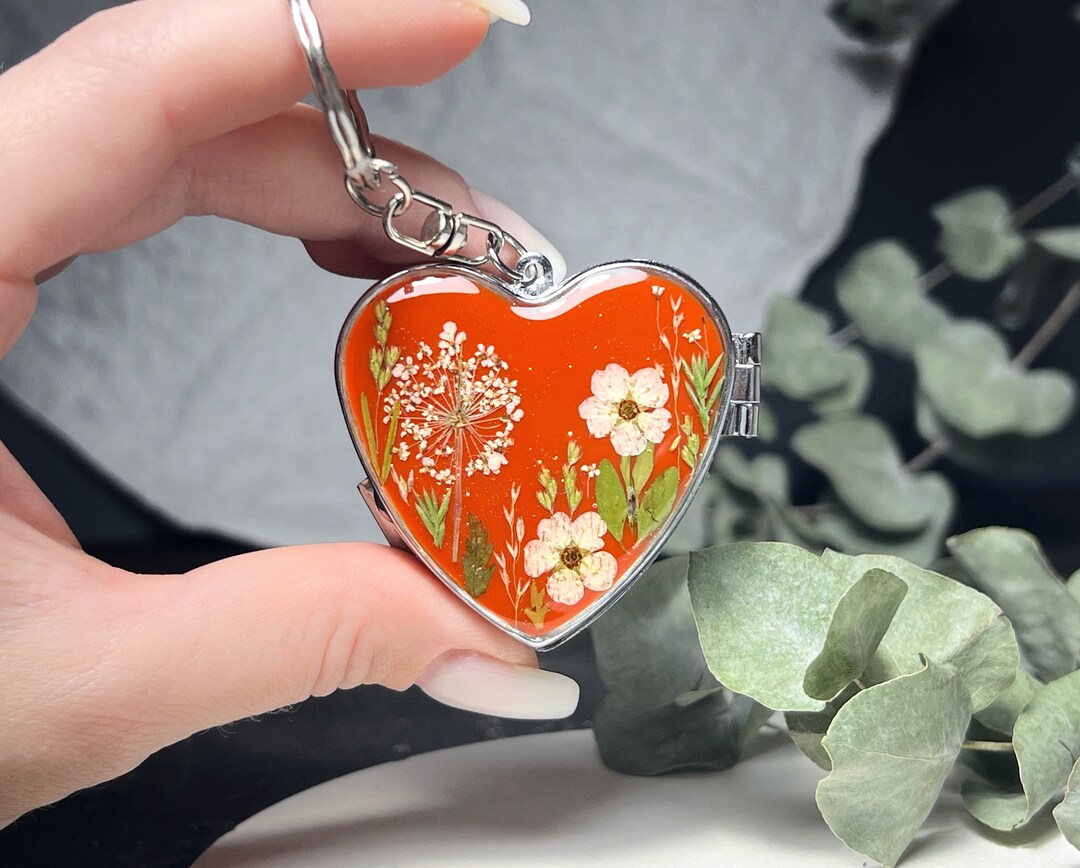 Pill Box Keychain, Small Pill Box, Tiny Pill Box, Pill Box, Pill ...